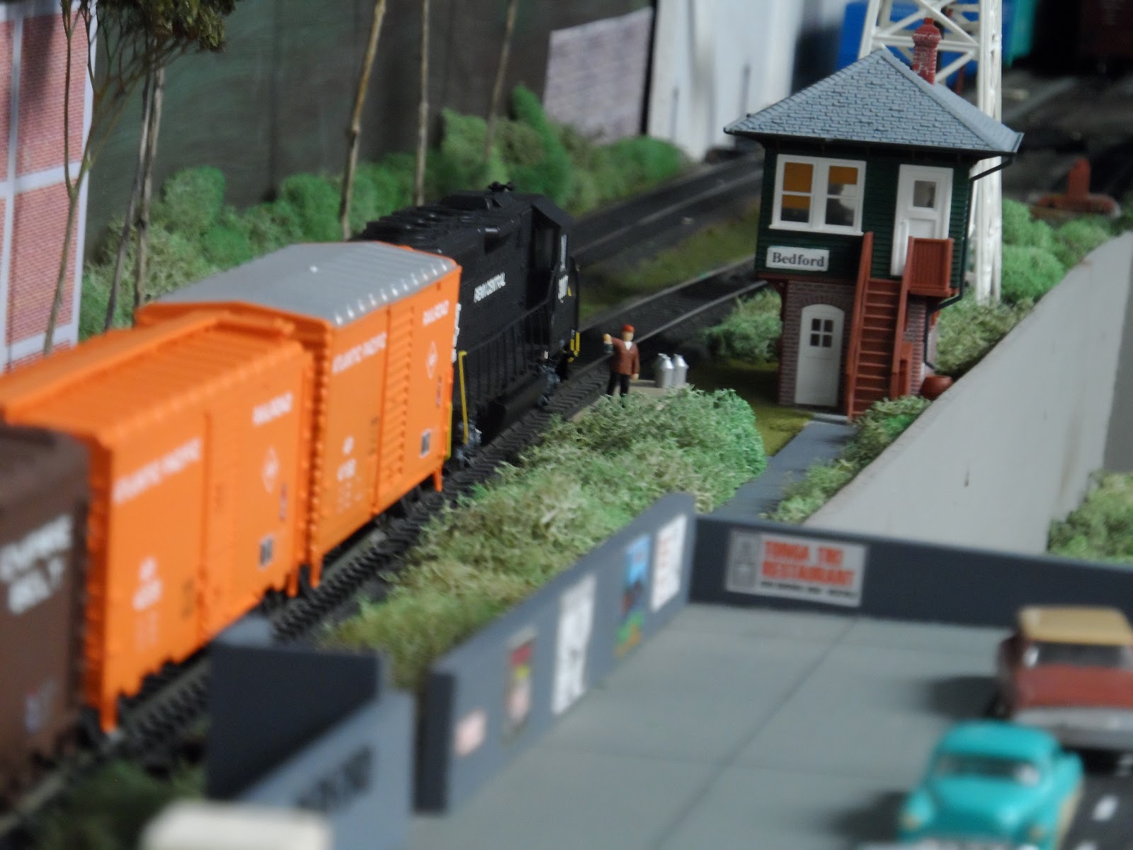 New York Central Train Layout: Another Joint APRR / NYCTL Paint Project