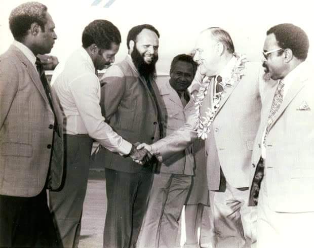 Kaulga's Travel Diary: Who is Paias Wingti and what is his vision for ...