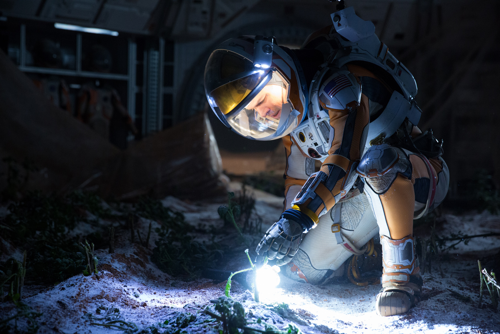 'The Martian' Releases First Photos, Trailer