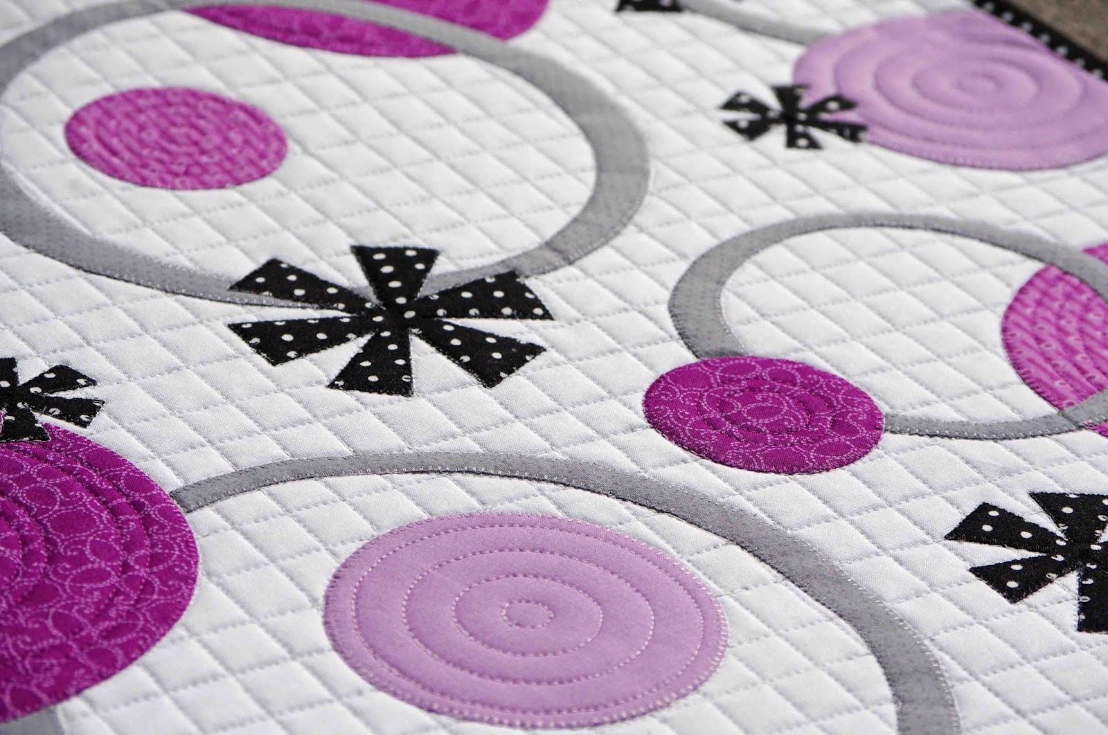 Radiant Orchid Quilt Challenge - Ahhh...Quilting