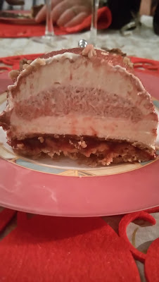 Bûche Frissons, mousse citron insert fraise