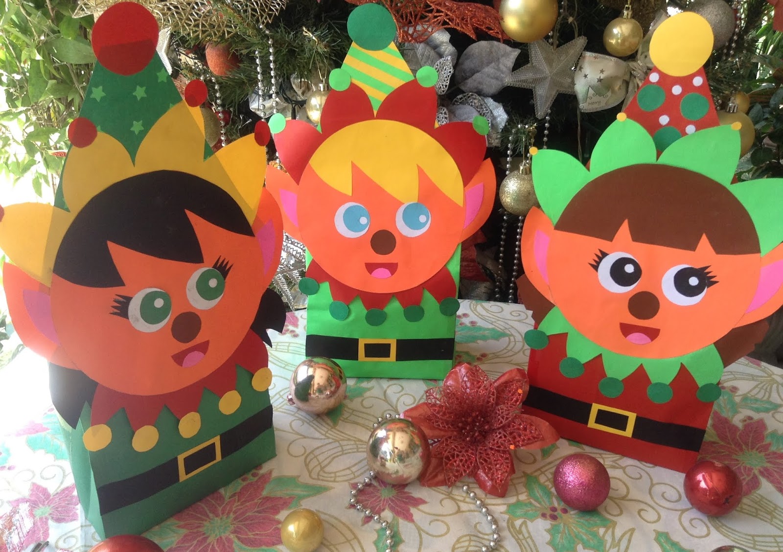 Elf Theme Christmas: Easy DIY Cute & Colorful Elf Theme Bag + Links To ...