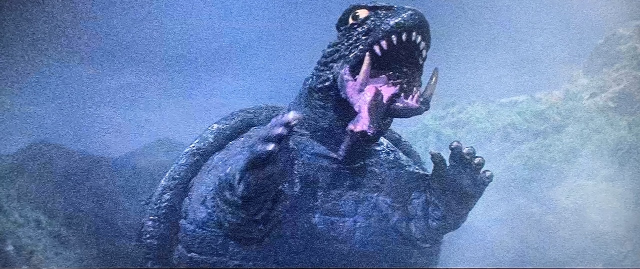 MUSINGS OF A SCI-FI FANATIC: Gamera Vs Gyaos