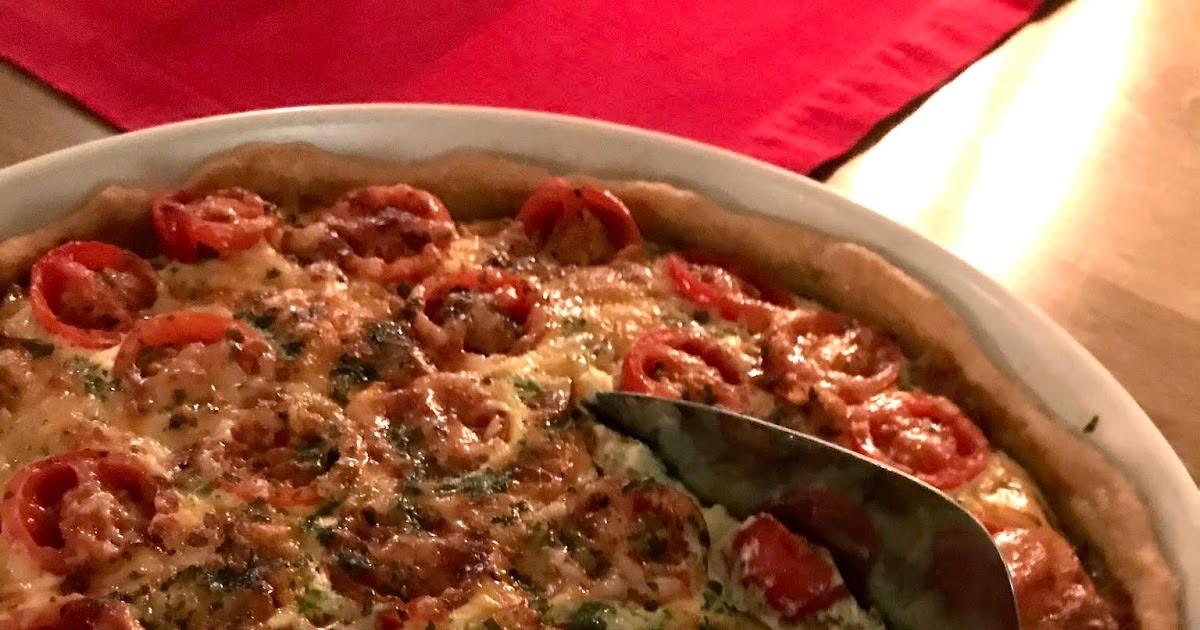 Cinas receptsamling: Tomatpaj med balsamicolök och gruyèreost