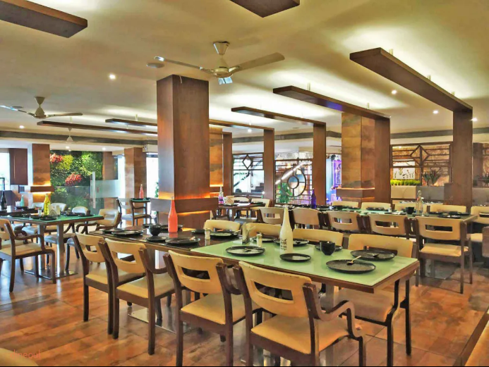 top 5 restaurant to visit in Indore top 5 restaurant to visit in Indore