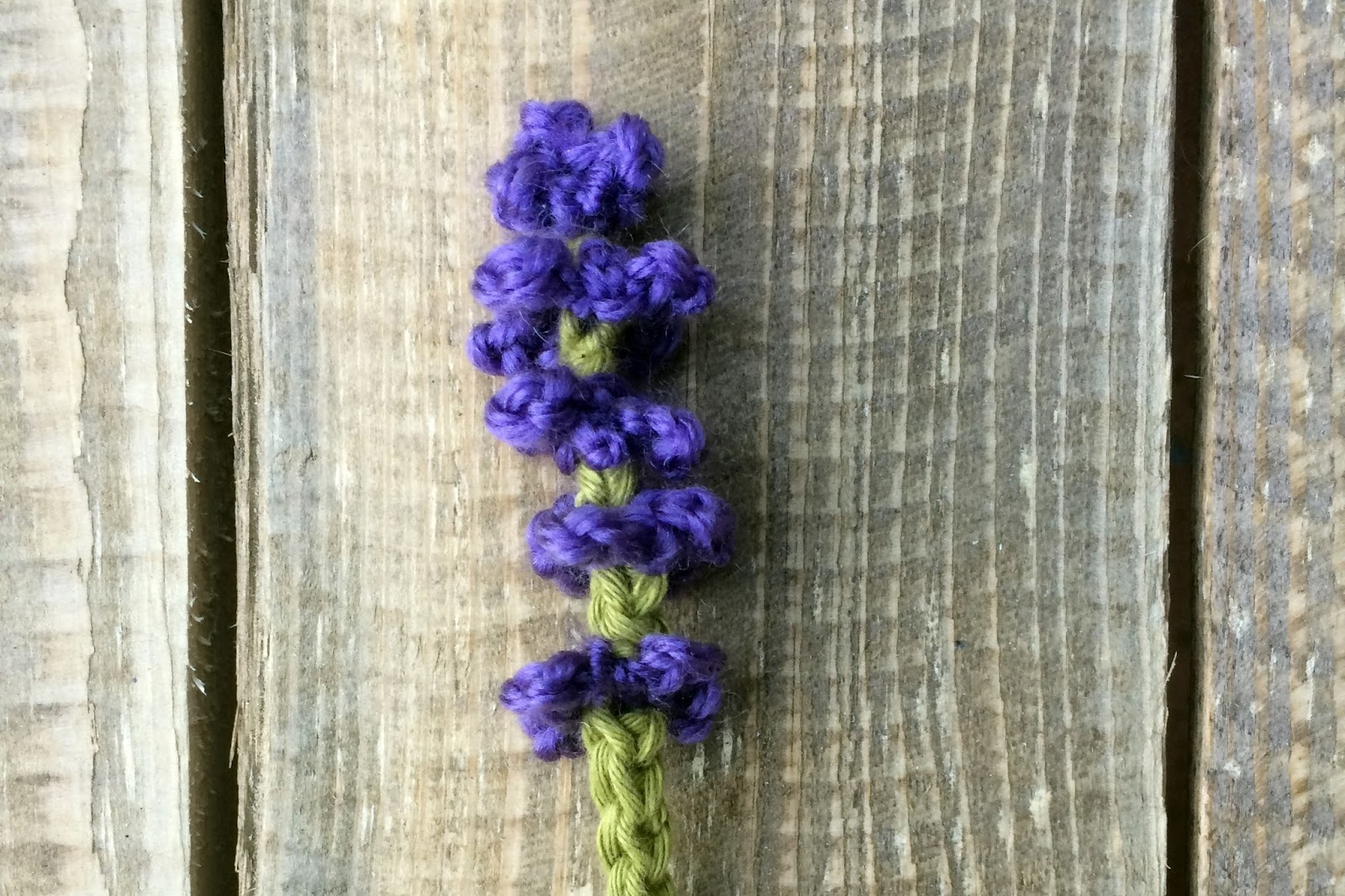 Free Crochet Flower Pattern Day 1 – Lavender – Crochet Arcade