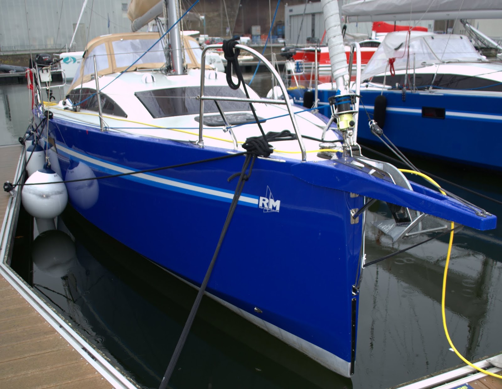 RM890 présenté par ADN: Nouveau RM 890 des chantiers FORA MARINE ...