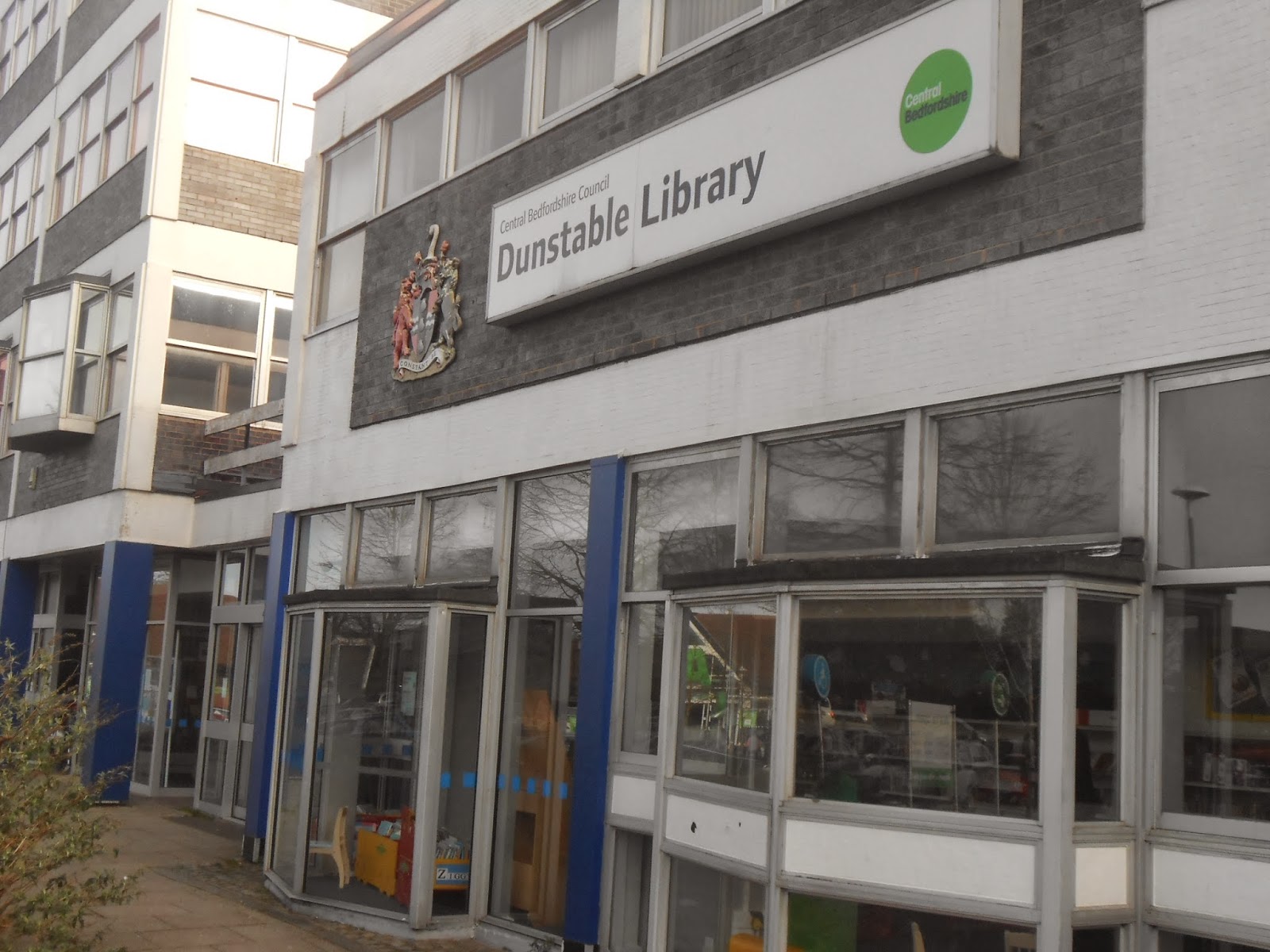 Abbie's Graphics Journal: Dunstable Images