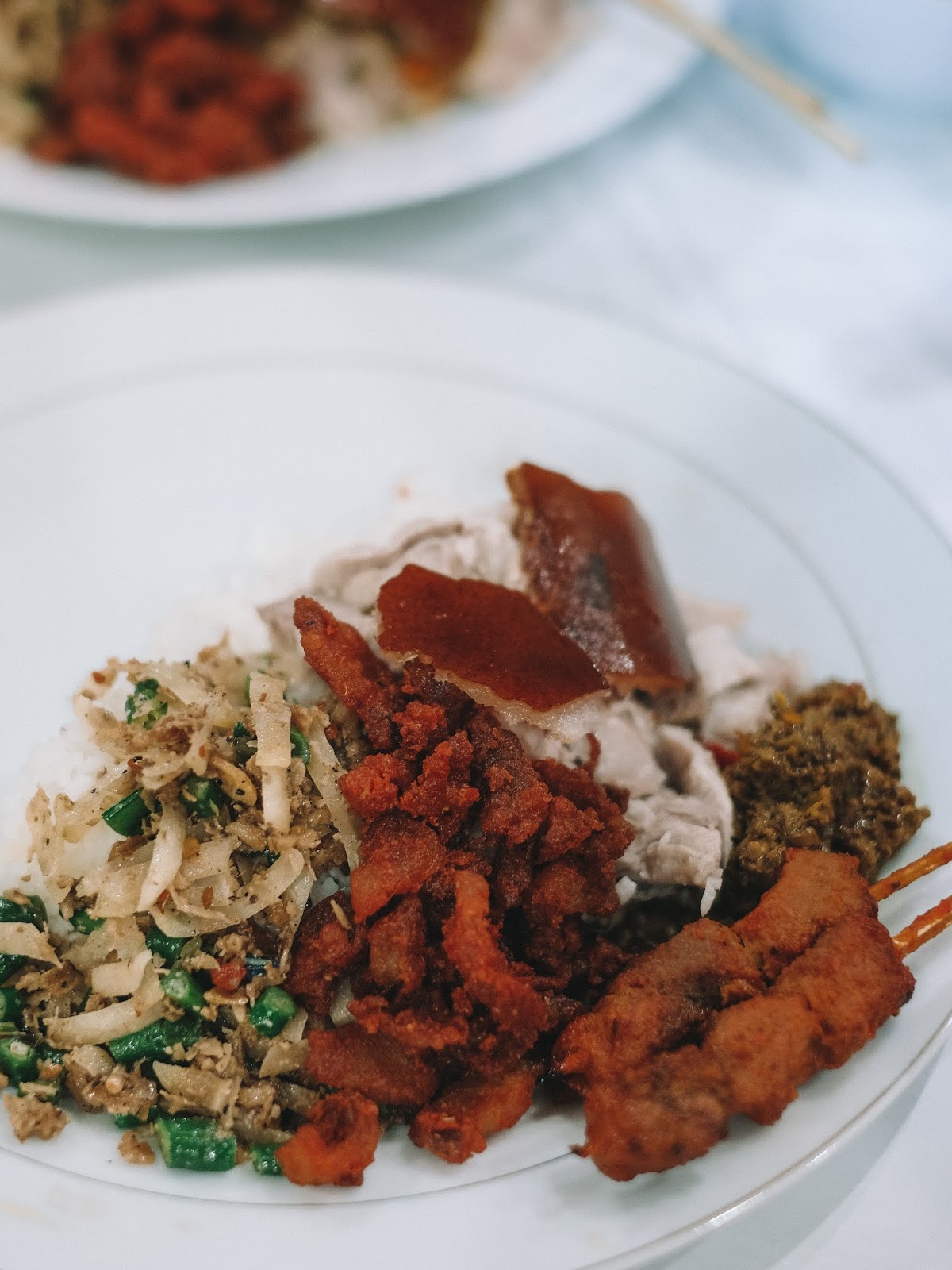 ULTIMATE GUIDE BABI GULING BALI - foodandfeast