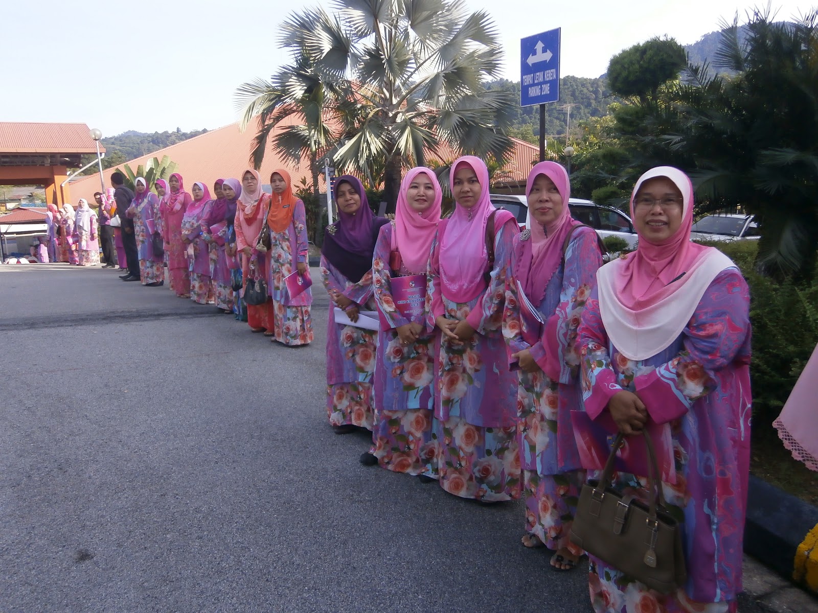 SMK BUKIT SENTOSA: Majlis Mini Konvokesyen SMKBS 2012- Vol.2