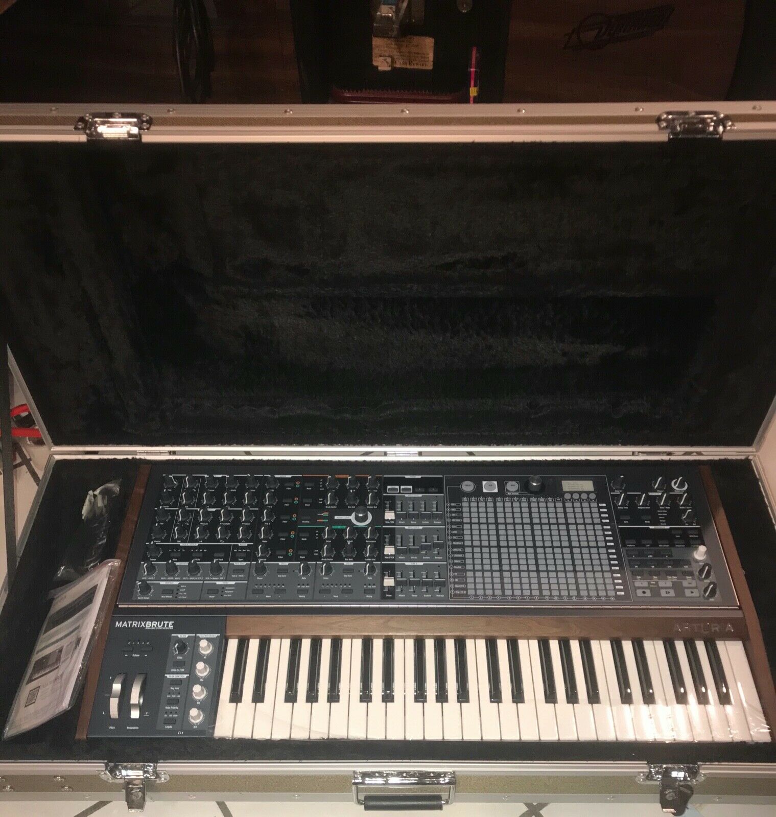 MATRIXSYNTH: Arturia Matrixbrute Analog Keyboard Synthesizer With ...