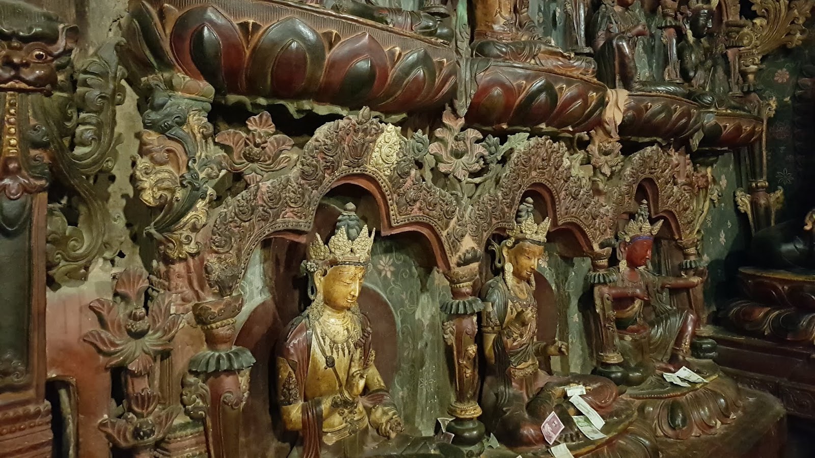 Nomadic Joe: Inside of Palkor Chode Monastery