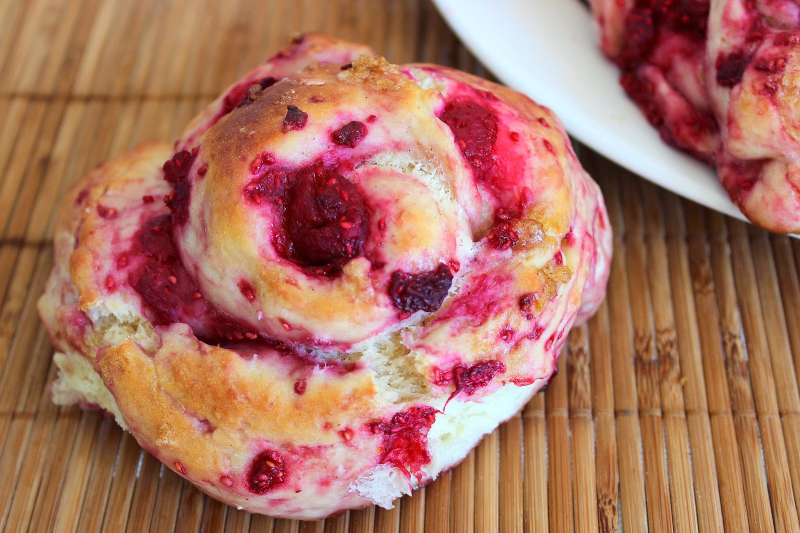 PicNic: Raspberry and Cardamon Buns