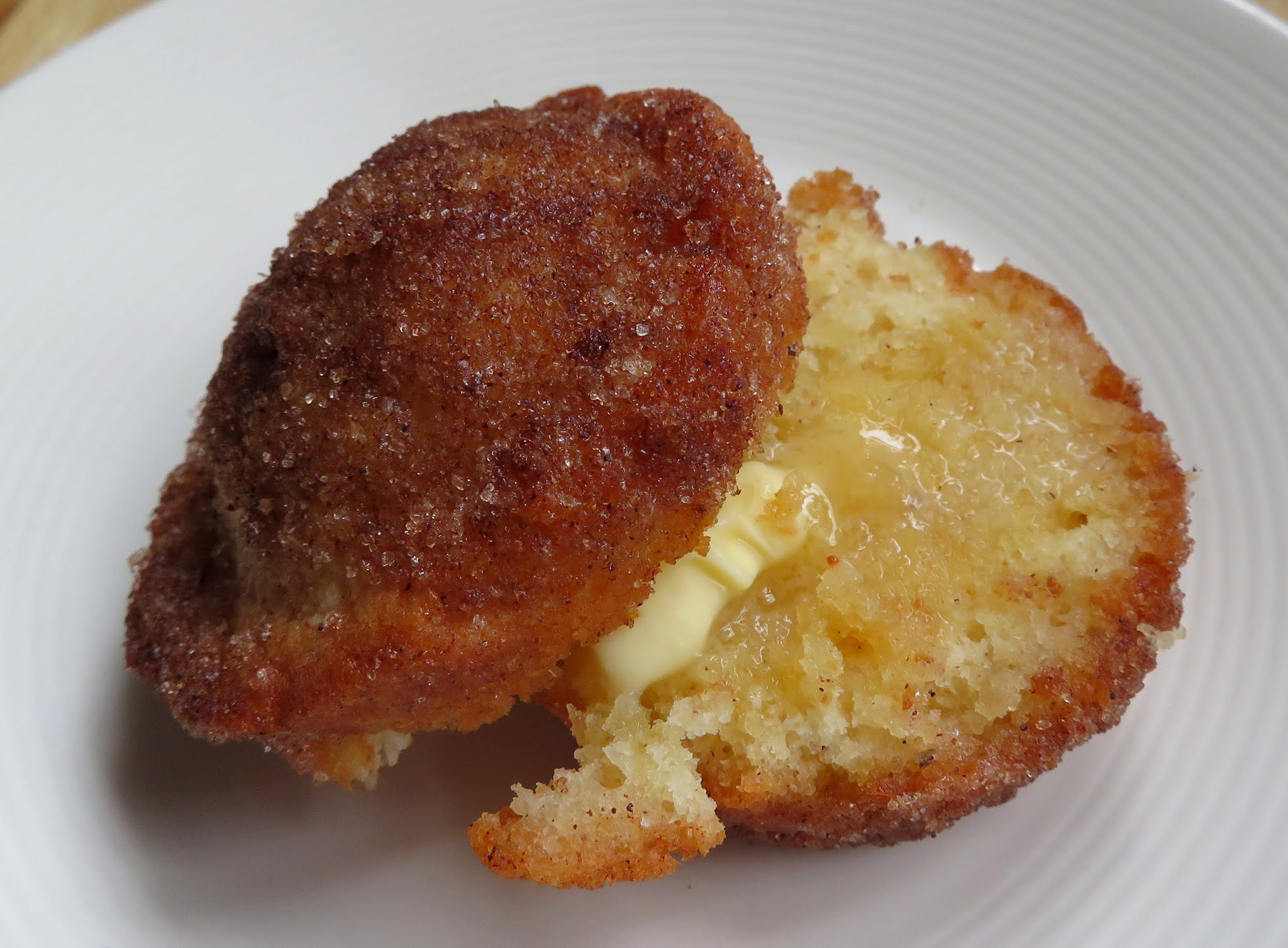 Cinnamon Doughnut Puffs | The English Kitchen