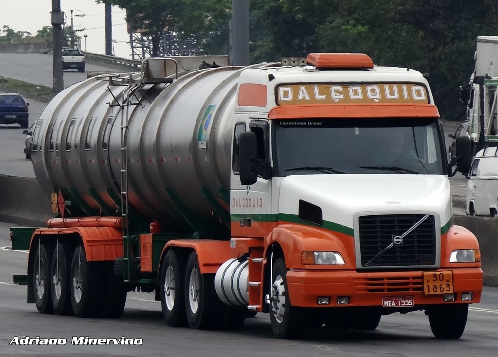 Caminhões Brasil e Cia: Volvo - NH 12