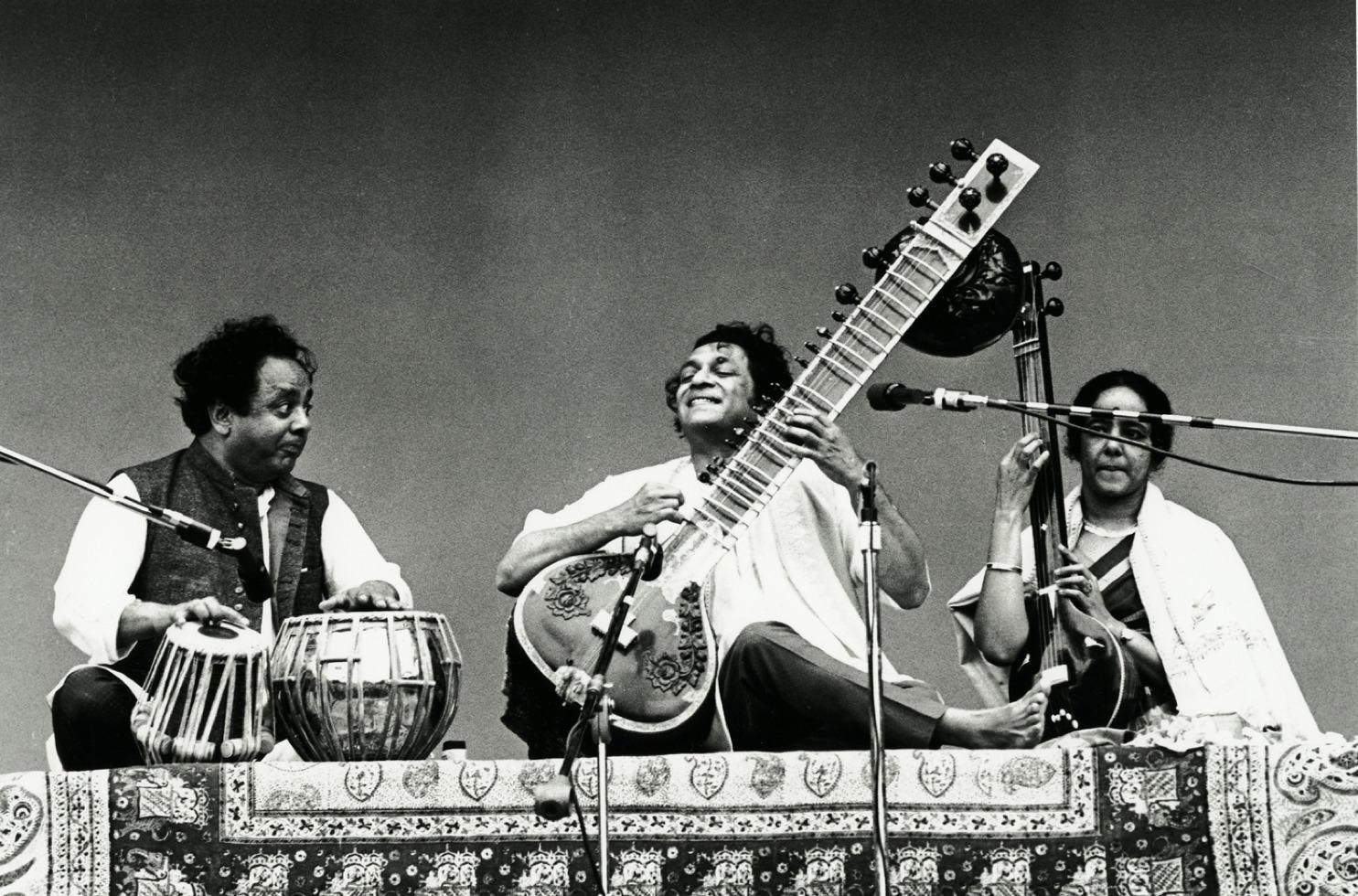 URBAN ASPIRINES: Ravi Shankar: The Sounds Of India 1960