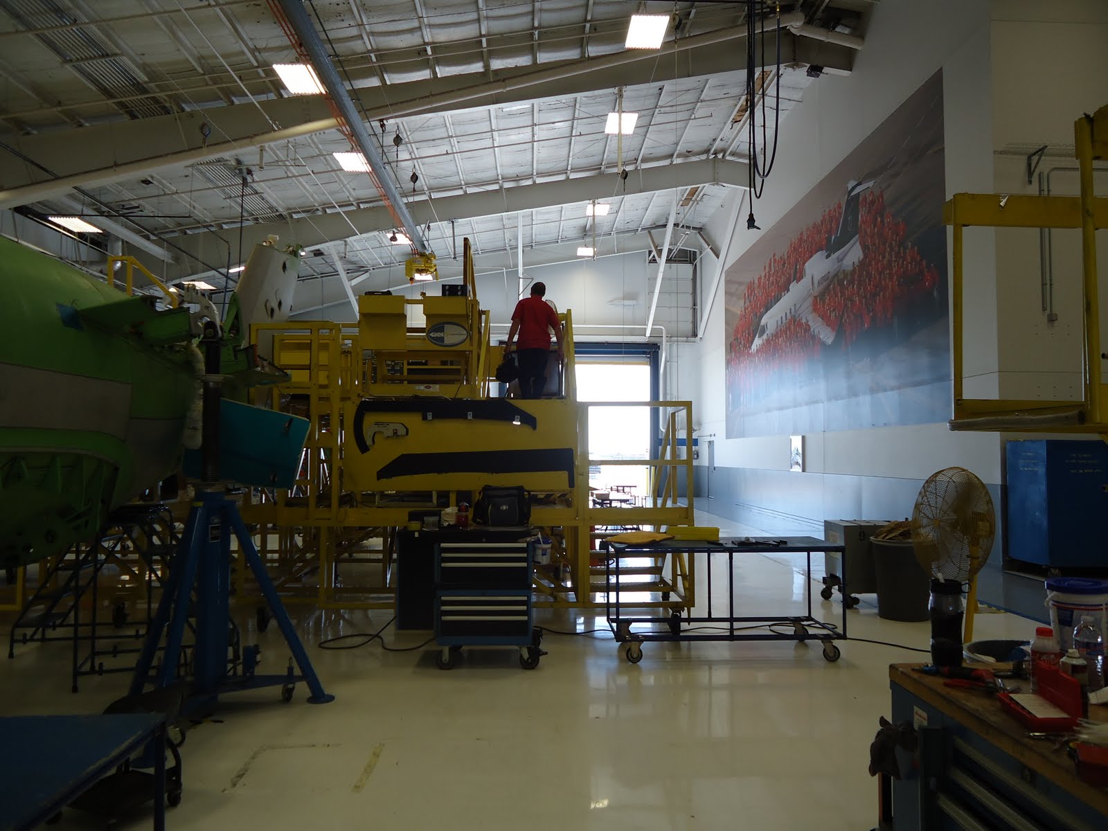 Torres Go West: Bombardier Lear Jet Factory