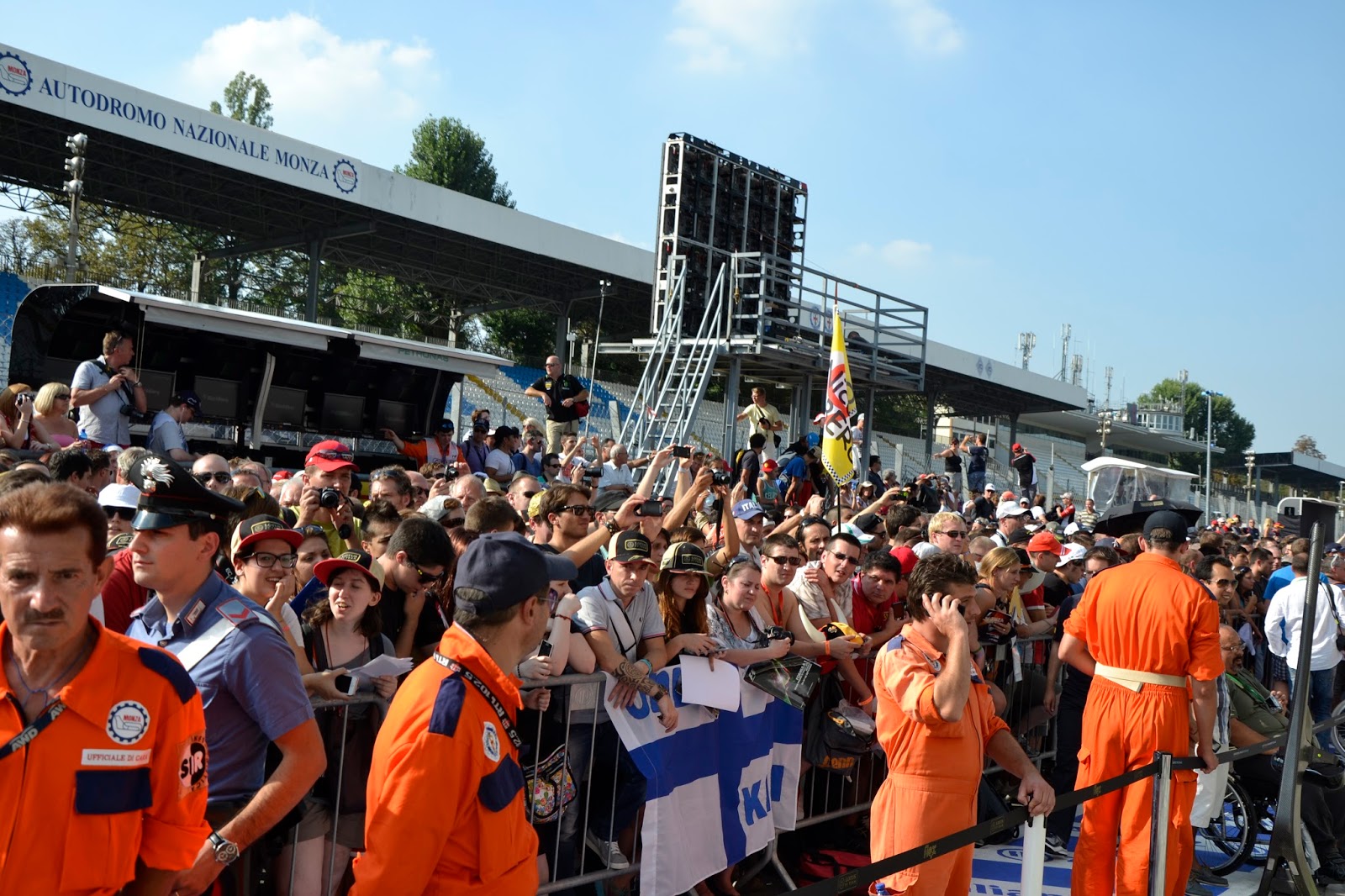 PinkSpeedBlog: PinkSpeedBlog goes to Monza, Day 1 with Avanade & Lotus ...