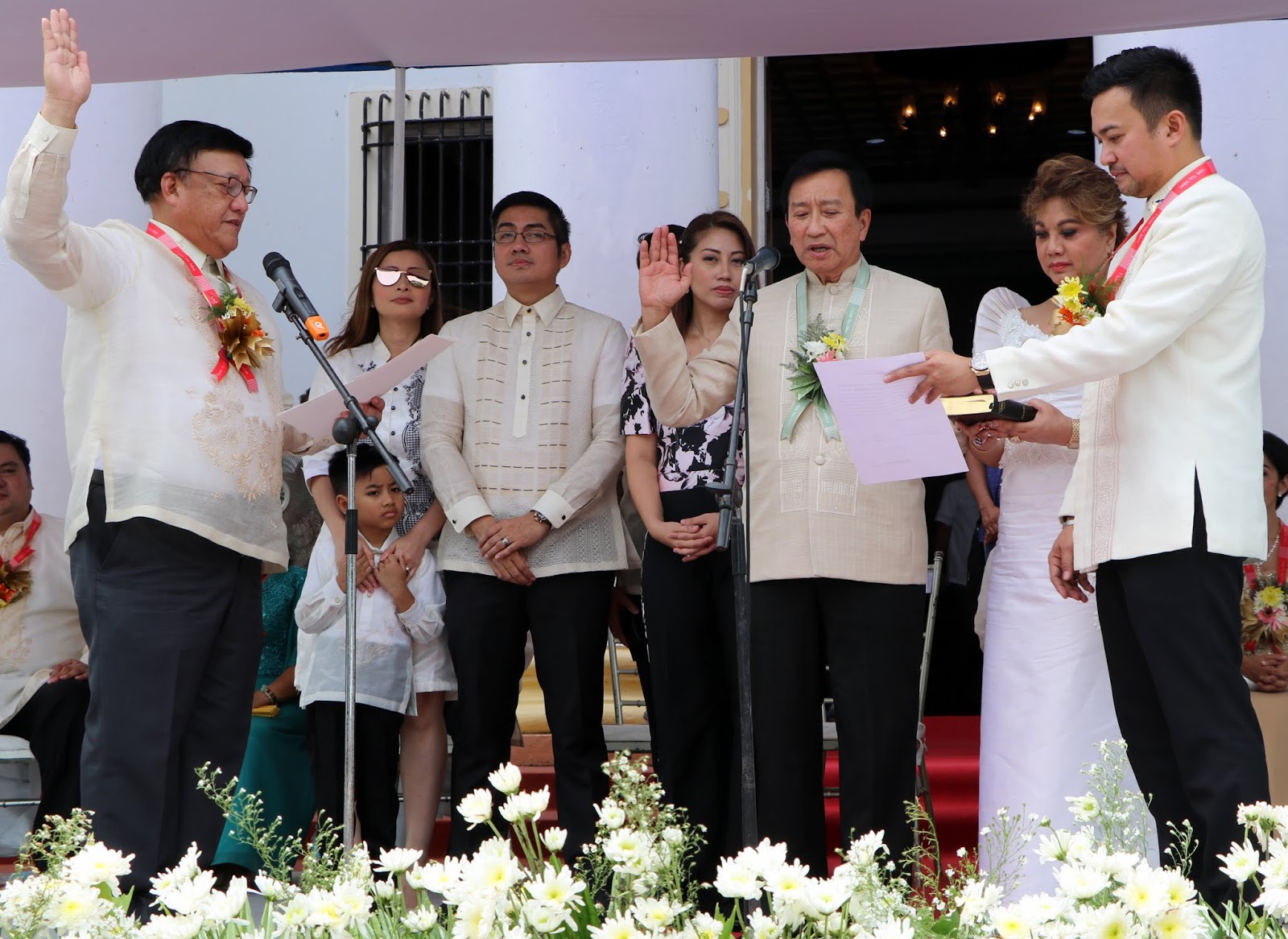 Marinduque Rising: Oath of Marinduque officials to lead, serve and work ...