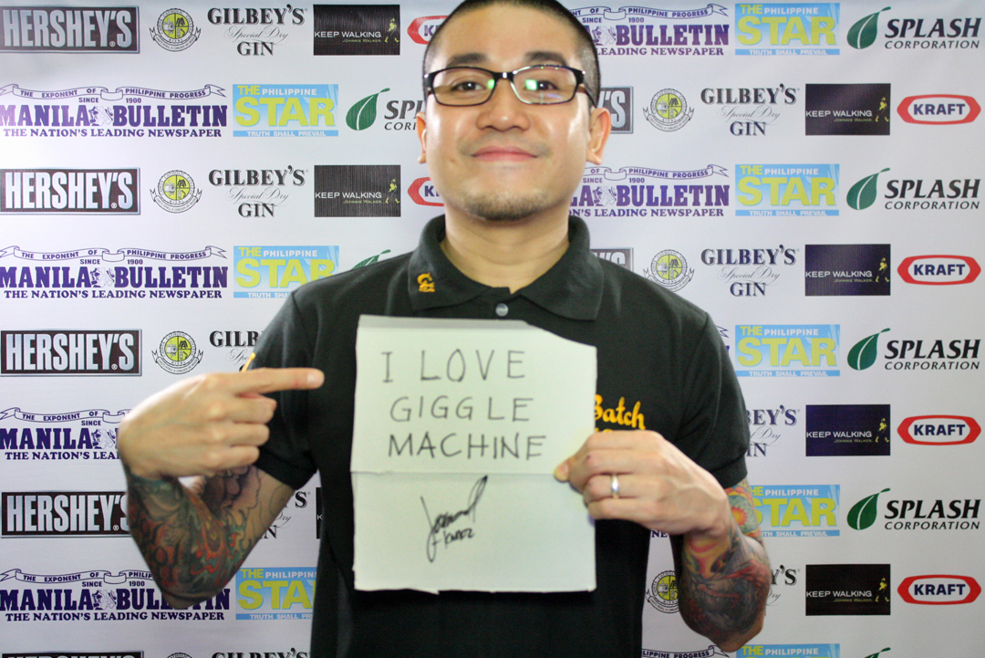 Jomal Linao Photo Booth Hire Manila | Giggle Machine