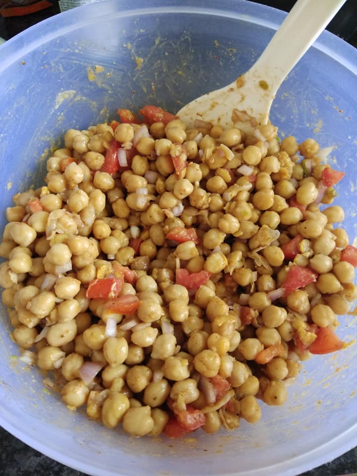 Innovative Cuisines : Chatpate chana chaat