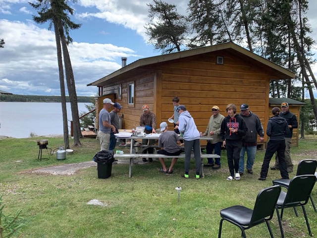 Jackson's Lodge & Outposts - 52 Blueberry Rock Dr, Lac du Bonnet ...