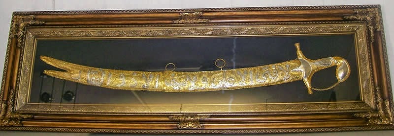 6 Pedang Legendaris Yang Paling Mematikan Dalam Sejarah Dunia | Keris ...