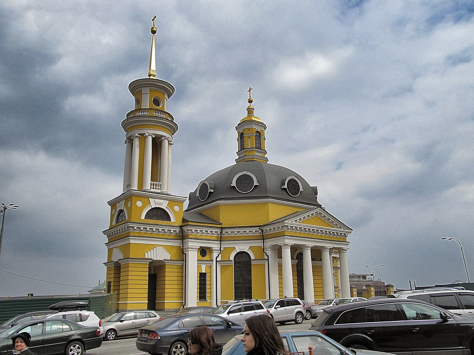 Use My Camera: A Little Yellow Church In Kiev