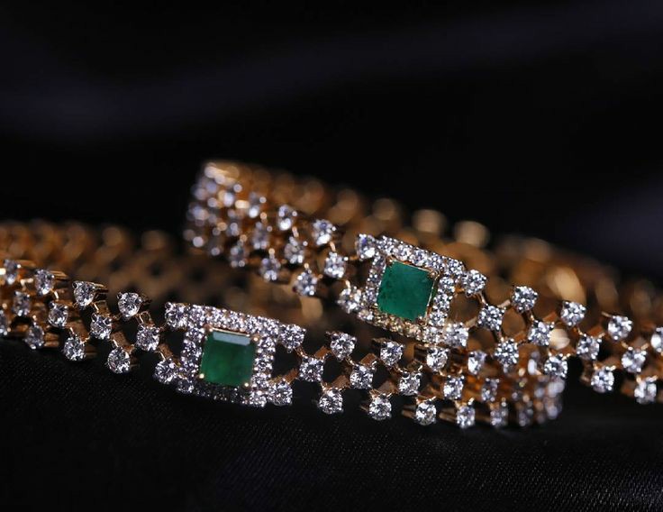 Emerald bangles designs