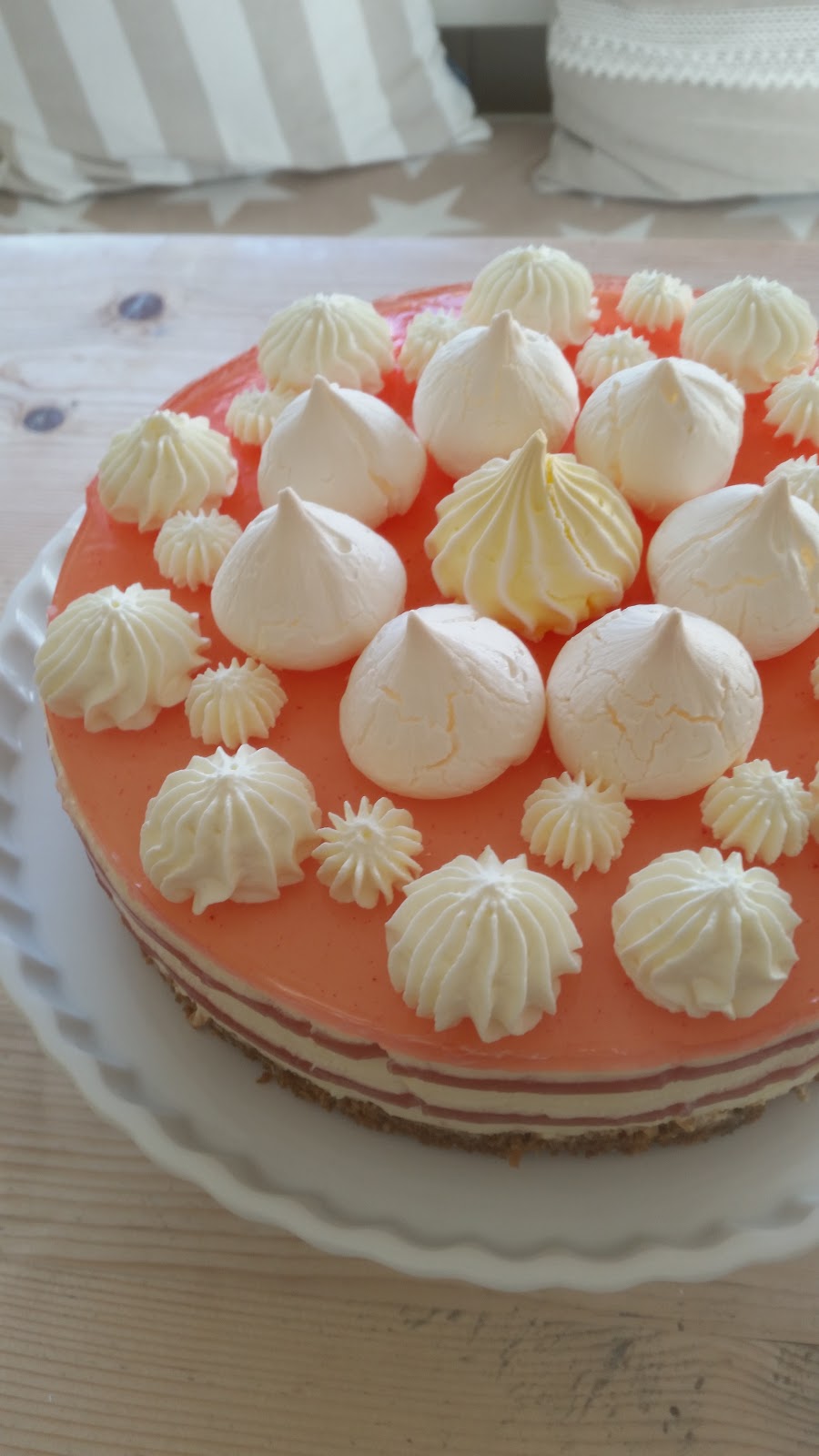 HOSLINDHJEM: Ostekake