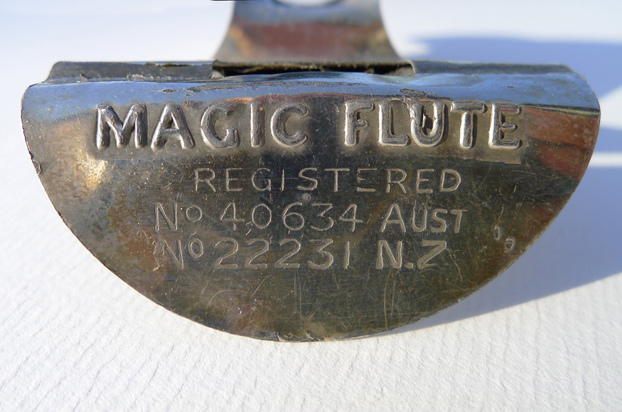 noseflute.org: The Australian Magic Flute - Part IV