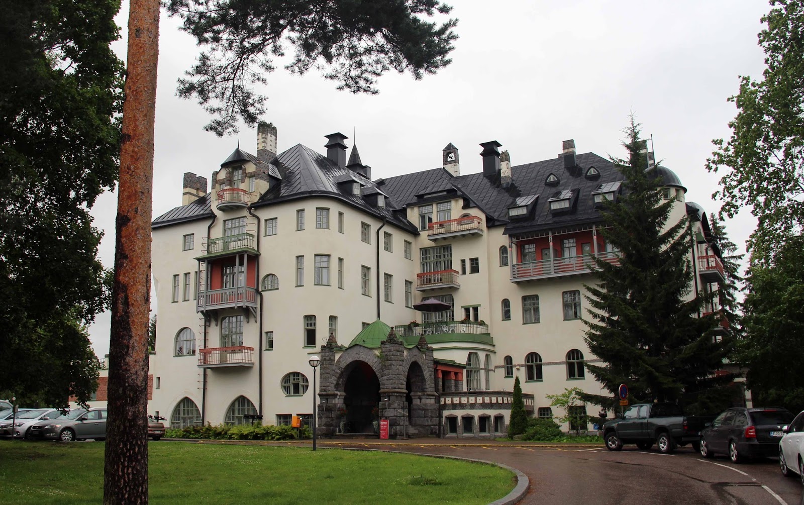 Hotel like a medieval knight’s castle – Imatra State hotel is one of ...