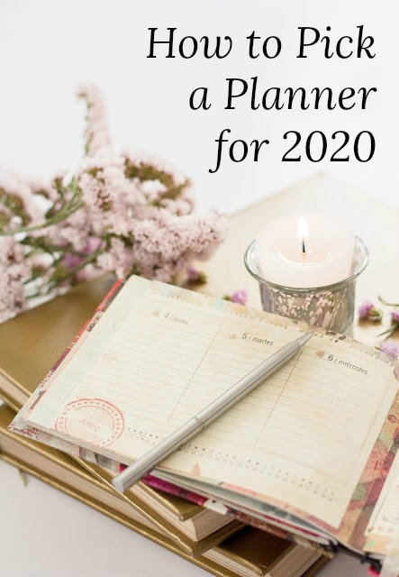 A Wise Woman Builds Her Home: How to Pick a Planner for 2020