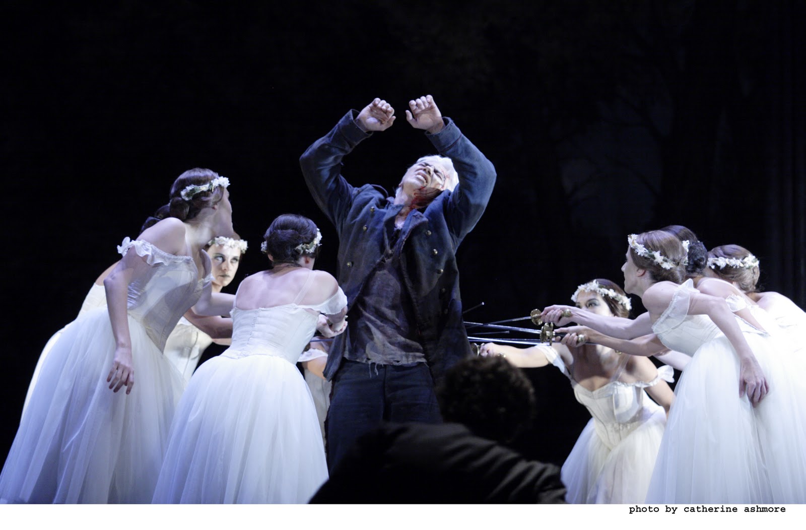 CLASSICAL ICONOCLAST: Gounod Faust Royal Opera House - devilish