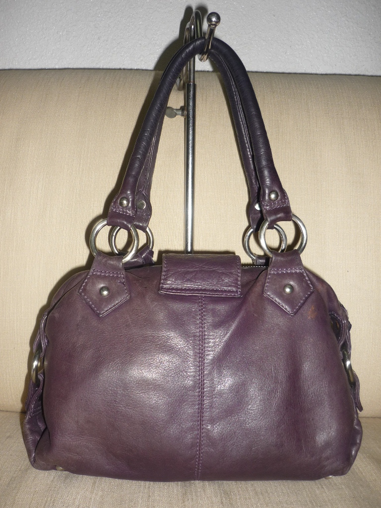 YUS BRANDED BAG: authentic clarks leather handbag 6