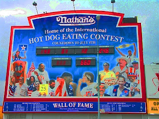 NATHAN'S FAMOUS HOT DOG EATING CONTEST FROM NEW YORK!!
