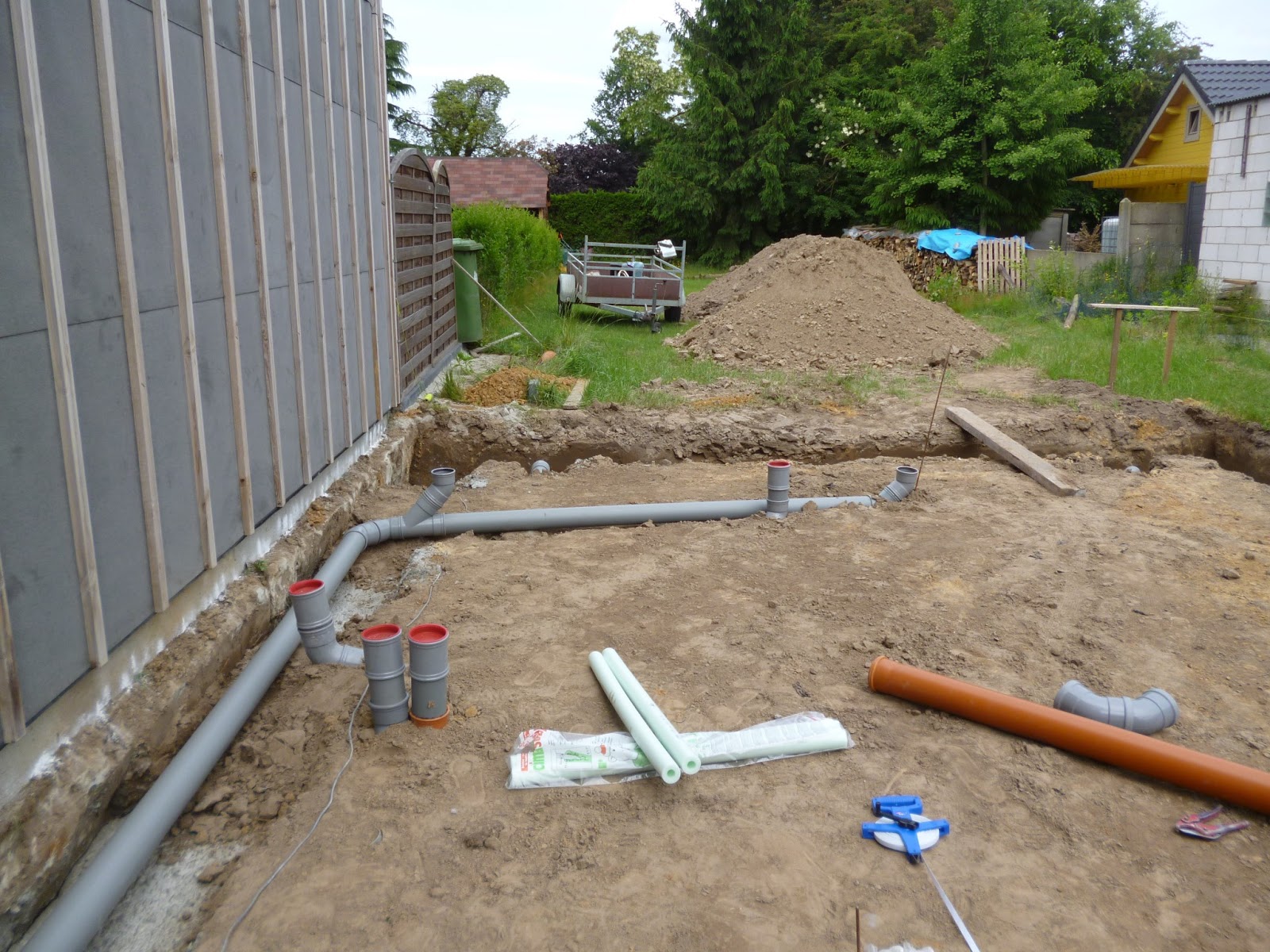 Bouw Toon & Nele: Funderingen + plaatsen wachtbuizen.