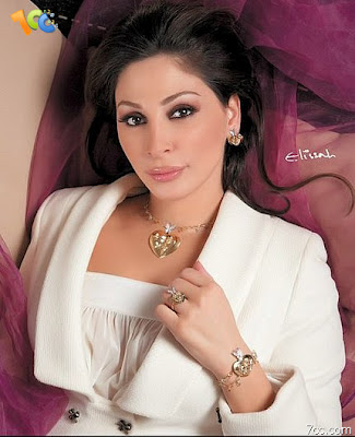 New photos of Lebanese singer Elissa