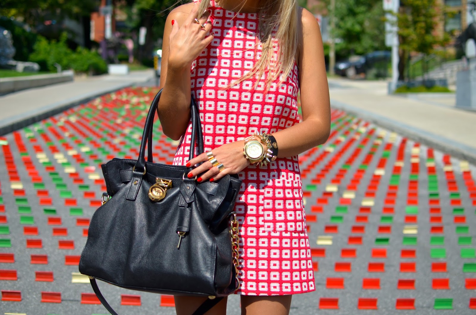 60's inspired Look... | Eli in the Walk-in