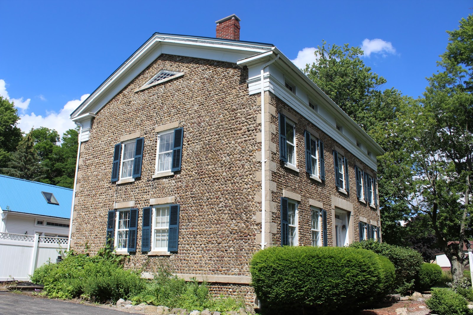 Cobblestone Buildings of North America: Cobblestone Structures in New ...