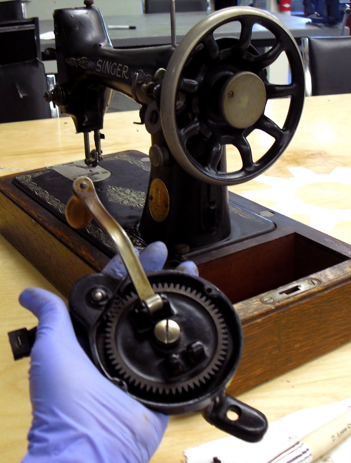 The Laced Angel: Getting Down And Dirty With Your Vintage Lady