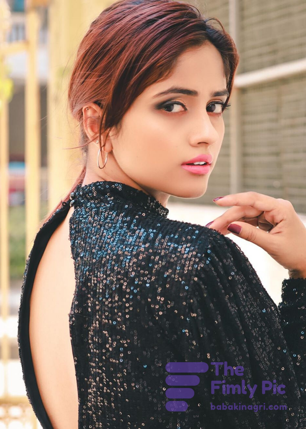 Instagram Model Nisha Guragain HD Images