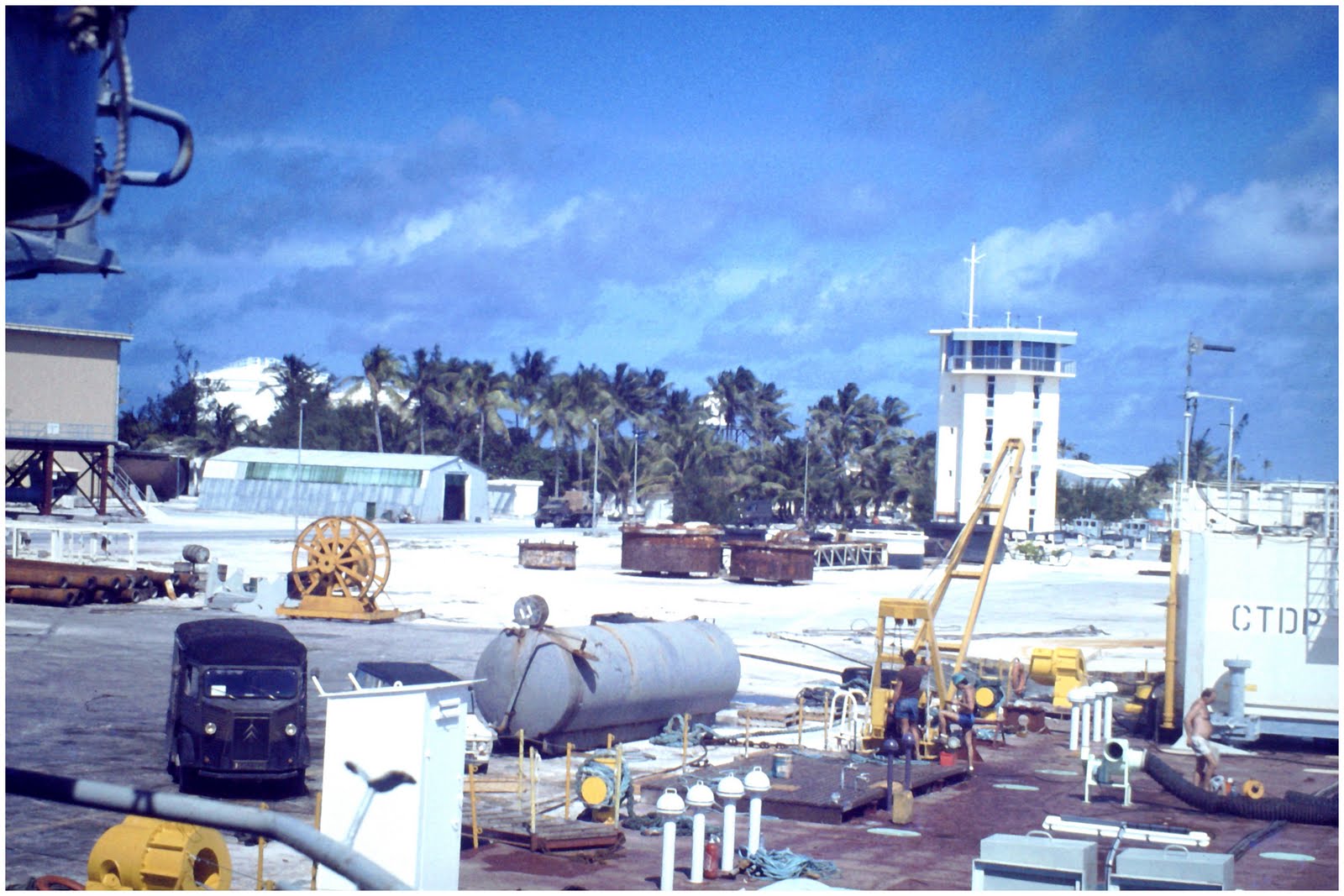 BDC-PH-Blavet L9009.: Atoll Mururoa (page n° 7)