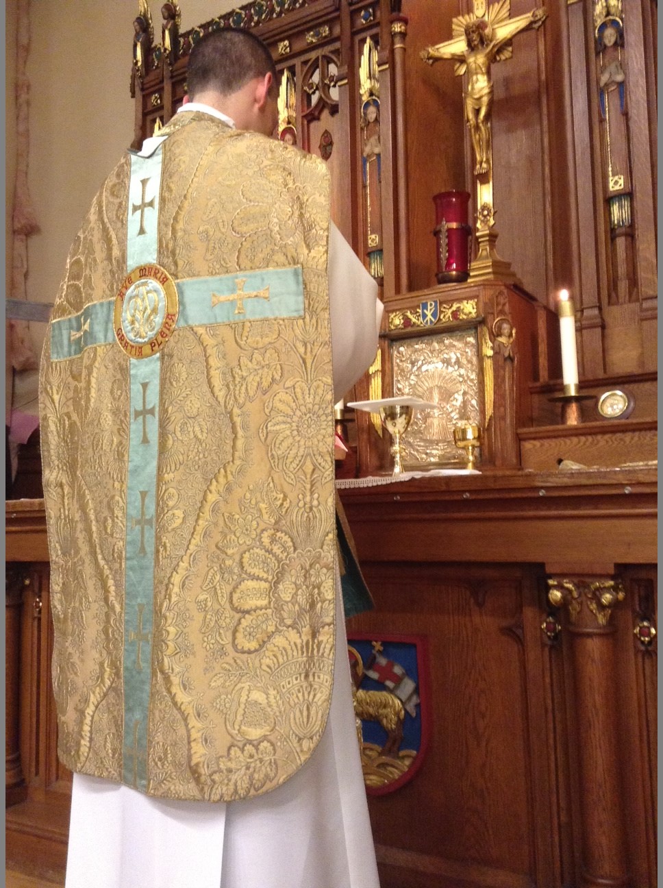 New Liturgical Movement: Ad Orientem in the Ordinary Form
