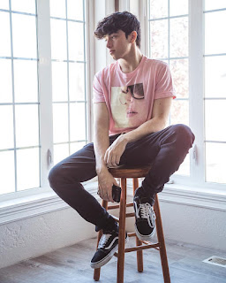 Levi Underhill Wallpapers {New*} 48+ Pictures, Images & Photos ...