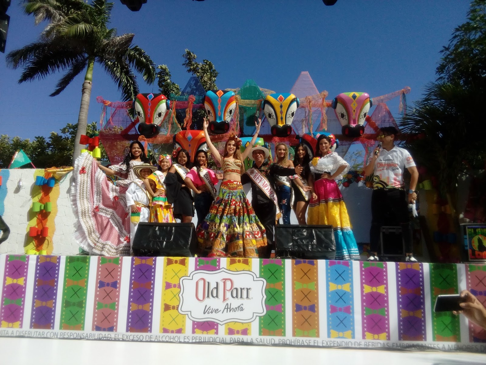 La Verbena el Vacilon de Fefi Abrió sus puertas para gozar el carnaval 2017