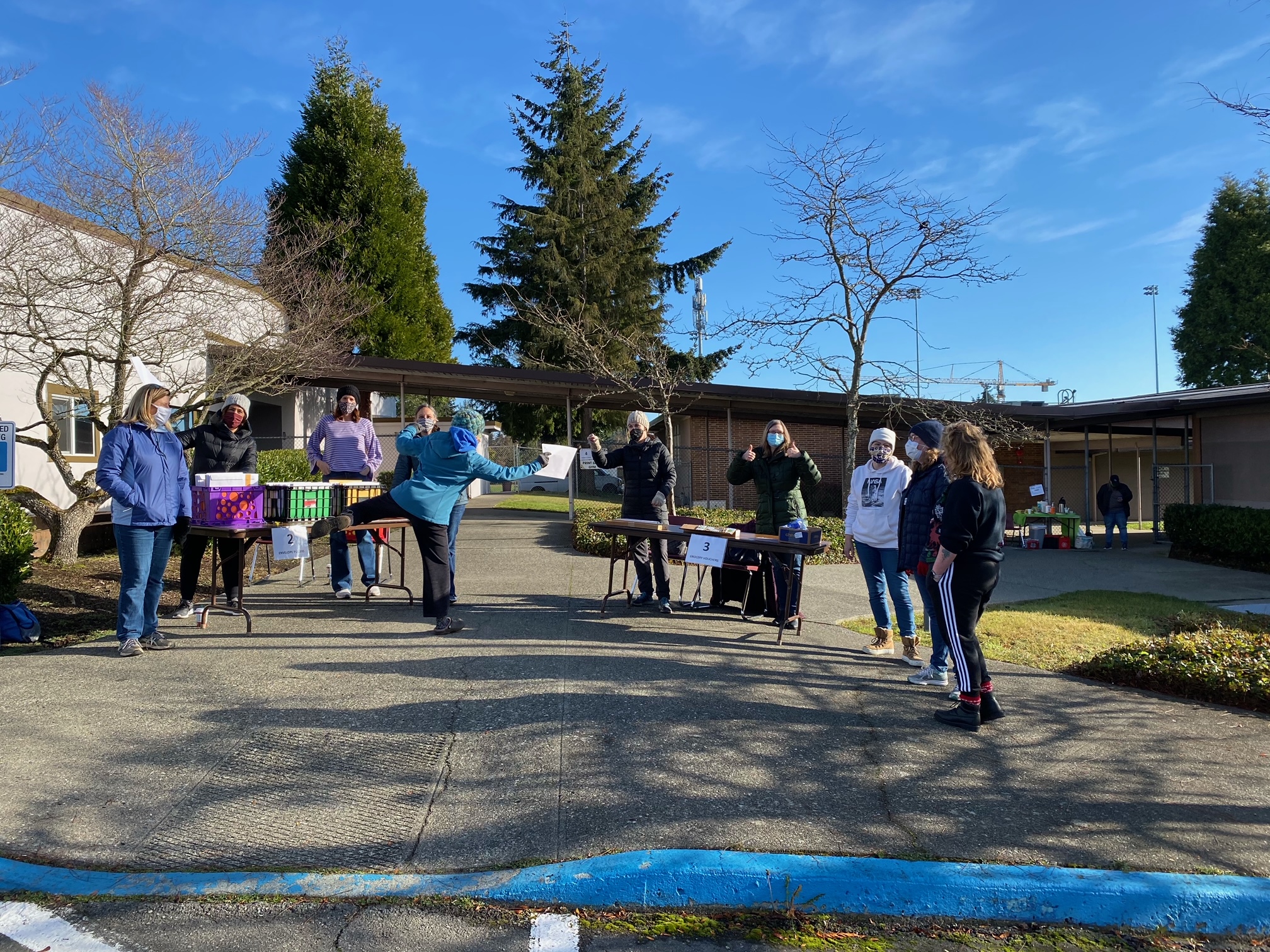 Shoreline Area News: Volunteers make our world go round - PTA Holiday ...