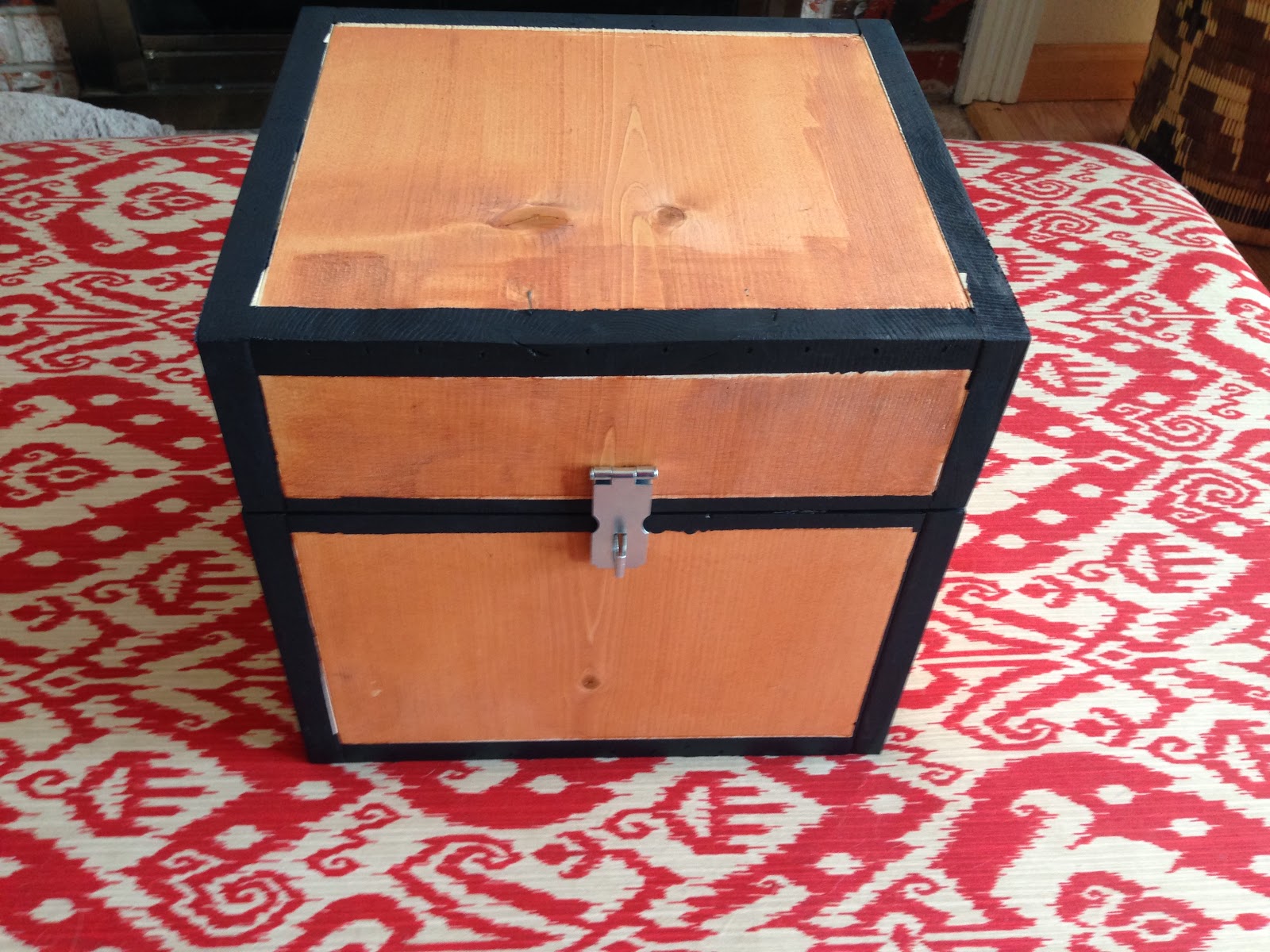 Kismet Kreations: DIY Minecraft Chest