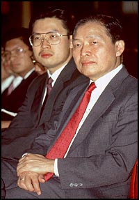 Mochtar Riady Di kenal The Magic Man of Bank Marketing | Tokoh Inspiratif