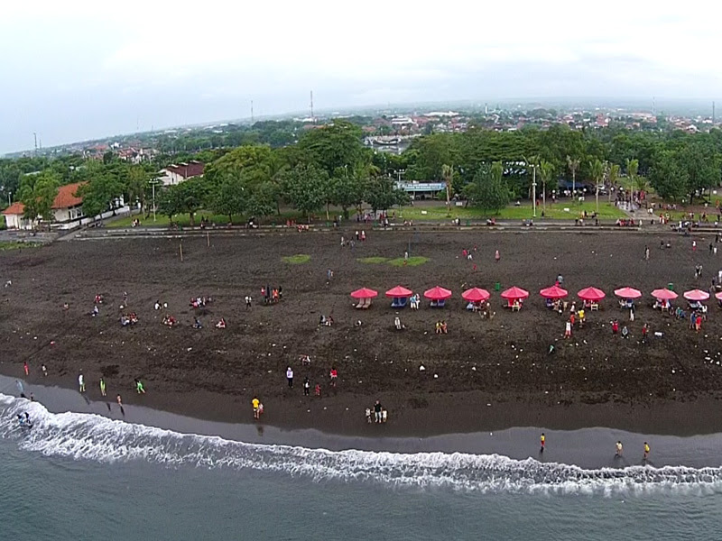 Pantai Boom Marina Banyuwangi - Info Tiket Masuk, Fasilitas dan Penginapan